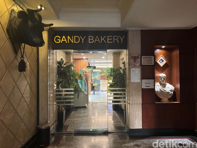 Langganan Old Money! Steakhouse Tertua di Jakarta Masih Eksis Sejak 1971