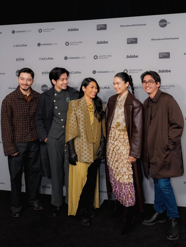 Foto: Maudy Ayunda Memukau di Sundance Film Festival, Berbalut Koleksi ...