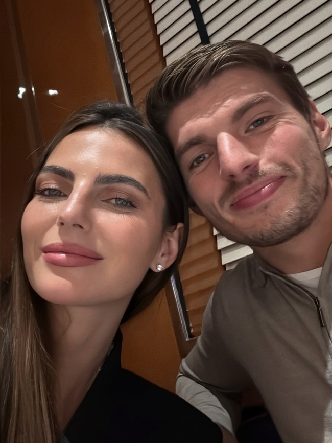 Potret Pacar Max Verstappen yang Viral Dituduh Netizen 'Child Grooming'