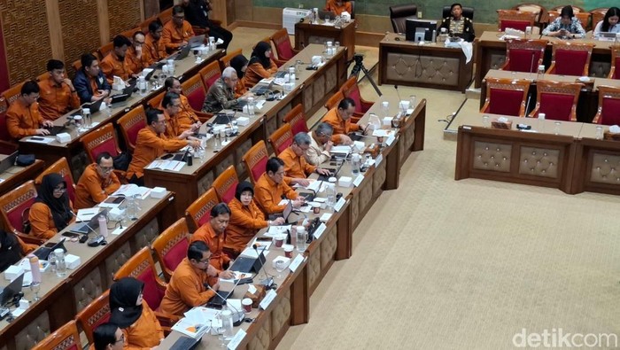 Anggaran Terbatas, BPS Baru Alokasikan Rp 2,1 T buat Sensus Ekonomi 2026