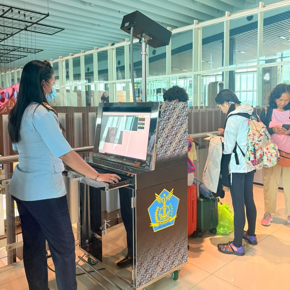 Bandara Komodo Pasang 2 Thermal Scanner Antisipasi Super Flu-Virus Nipah