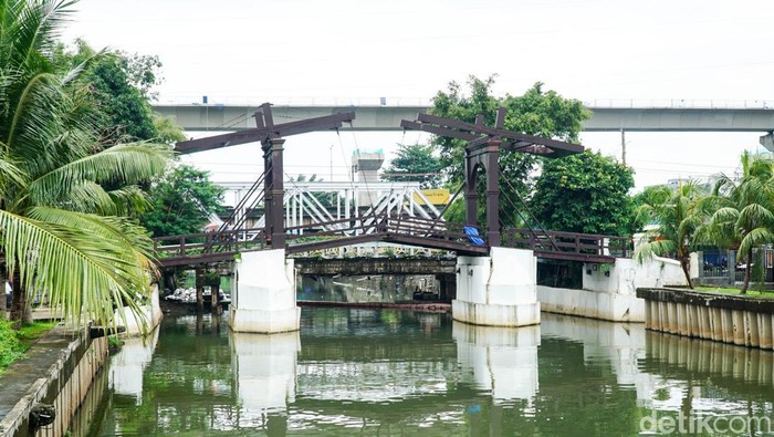 Jembatan Kota Intan, Peninggalan VOC di Kota Tua Jakarta