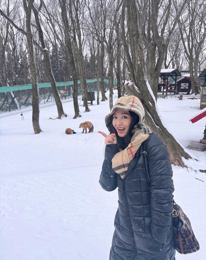 Foto Gemas Natasha Wilona Main ke Desa Rubah Jepang