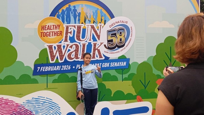 Keseruan Fun Walk ONELABS 2026, Siswa-Alumni Jalan Bareng