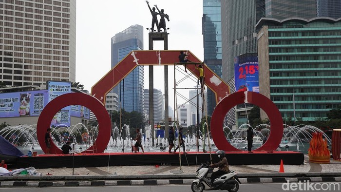 Bundaran HI Bersolek Jelang Jakarta Light Festival Imlek