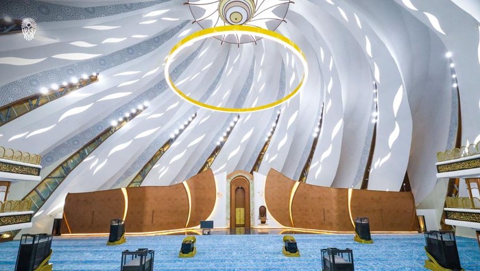Interior Masjid Negara IKN yang Dipakai buat Salat Tarawih Perdana