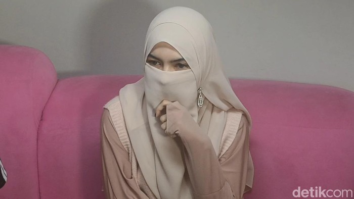 Mediasi Gagal, Sidang Cerai Wardatina Mawa dengan Insanul Fahmi Lanjut