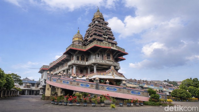 Fakta Menarik Graha Maria Annai Velangkanni Medan, Gereja Unik Bergaya ...