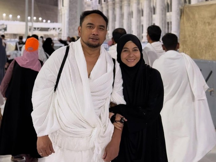 Meisya Siregar Umrah di Bulan Ramadan, Bebi Romeo Akhirnya Cukur Plontos