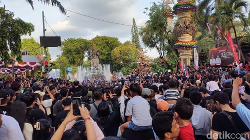 16 Ogoh-ogoh Tampil di Kesanga Festival 2026, Warga Denpasar Tumpah Ruah