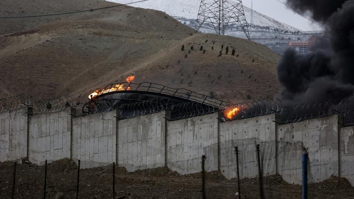 Penampakan Kawasan Depot Bahan Bakar Iran Usai Diserang Israel