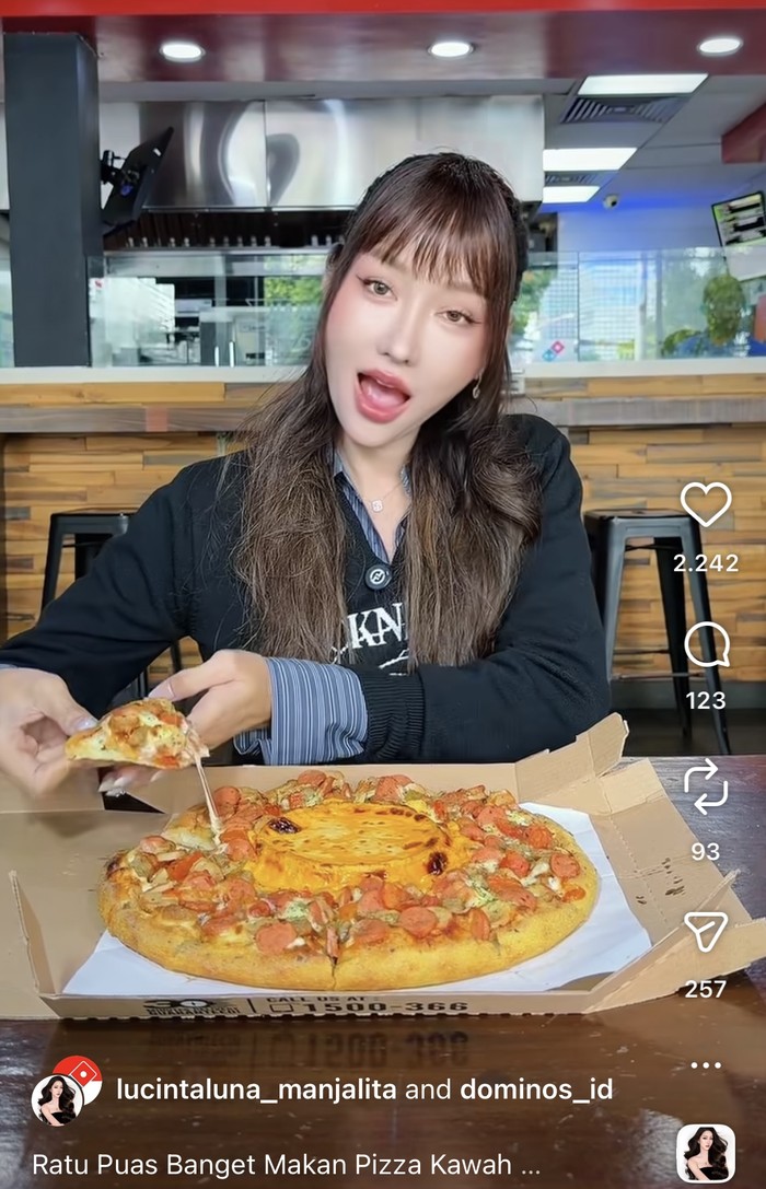 Seru! Lucinta Luna Mukbang Pizza hingga Nasi Telur bareng Omay