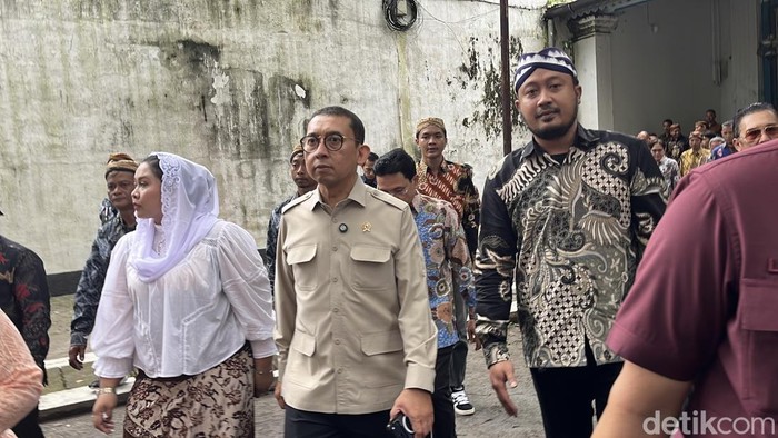 Menbud Fadli Zon Hadiri Halalbihalal Tedjowulan di Keraton Solo