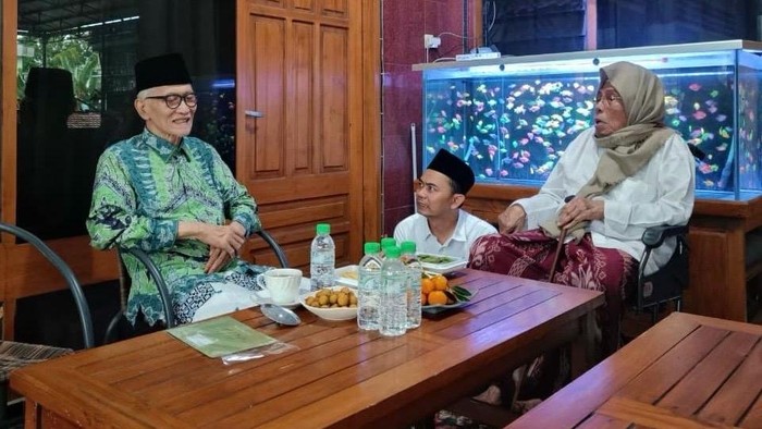 Rais Aam PBNU Silaturahmi ke KH Nurul Huda Djazuli, Gus Ipul: Nasihat ...