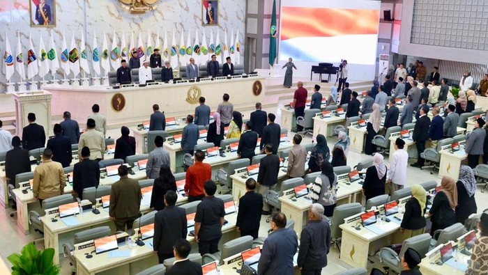 DPRD Jabar Gelar Paripurna Nota LKPJ Gubernur 2025 dan Laporan Reses