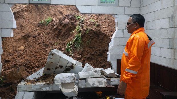 Lahan Kopdes Merah Putih di Tulungagung Longsor Ancam Belasan Rumah Warga