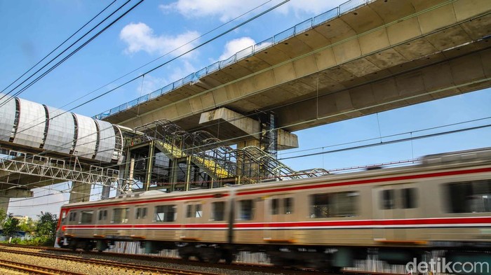 Melihat Progres Proyek Stasiun JIS, Ditarget Beroperasi Juni 2026