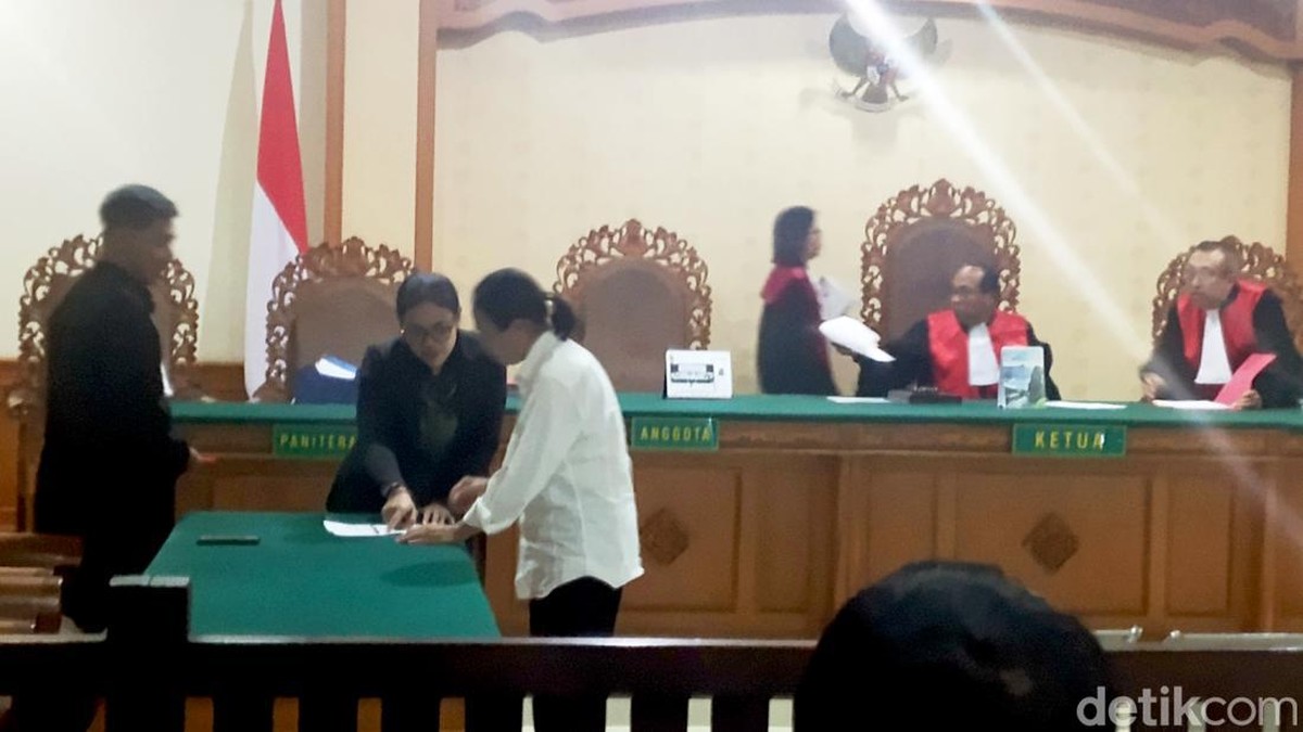 Divonis 3 Tahun-Ganti Rp 429 Juta, Eks Kepala LPD Pacung Ngaku Harta ...