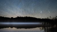 Ketinggaalan Meteor Lyrids? Masih Bisa Nonton Pi Puppid Malam Ini