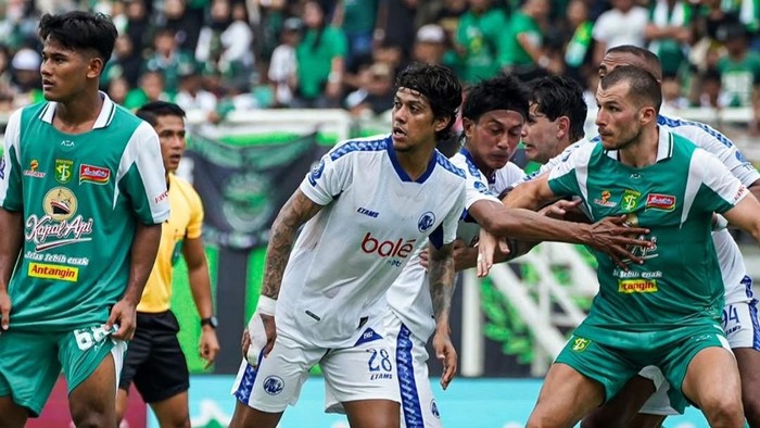 Jadwal Siaran Langsung Arema FC Vs Persebaya Sore Ini
