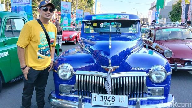 Ratusan Mobil Kuno Reli di Magelang, Ada Fiat 1937 dan Dodge 1948