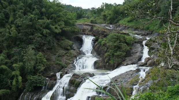 Eksplor Wisata Alam Gowa, Husniah Pamerkan Keindahan Bungaya hingga Malino