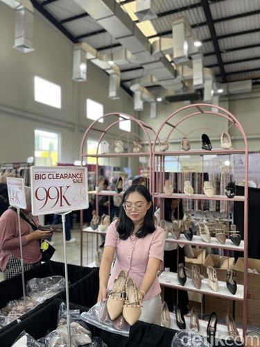 Diskon Hingga 80% dari 30 Brand Lokal di Last Stock Sale, Chillax Sudirman
