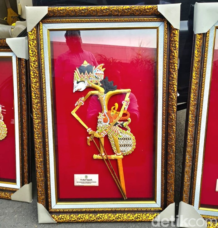 Potret Sulianto Empat Dekade Jaga Napas Wayang Timplong Nganjuk