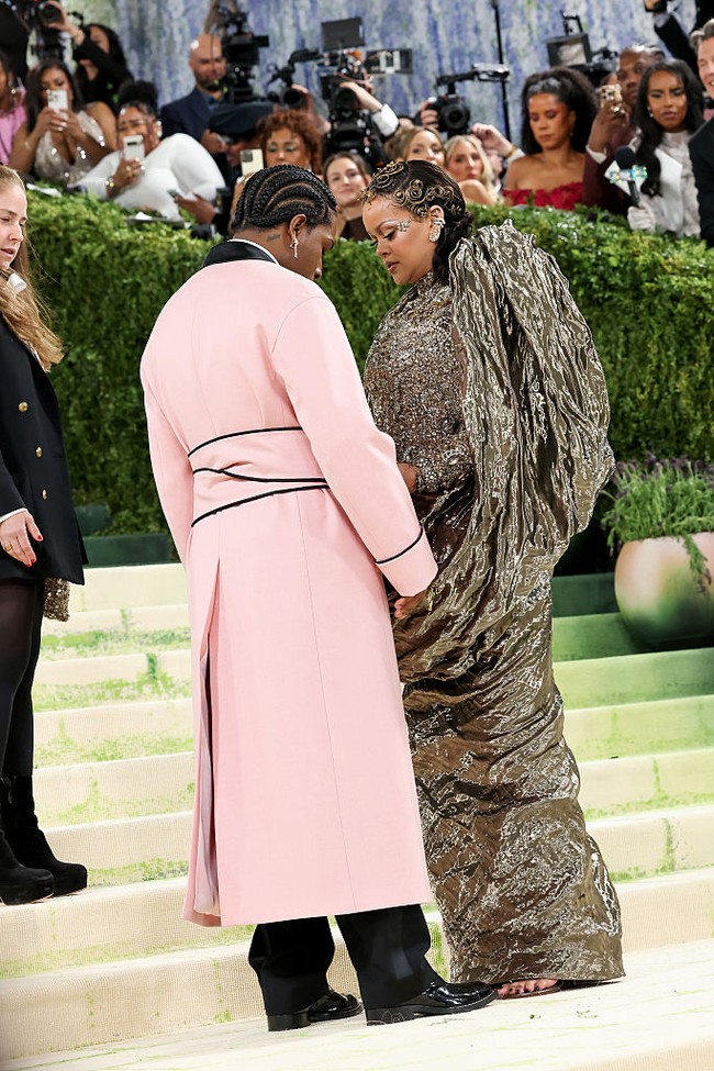 Kemesraan Rihanna dan A$AP Rocky di Met Gala Sebelum Terjadi 'Pertengkaran'