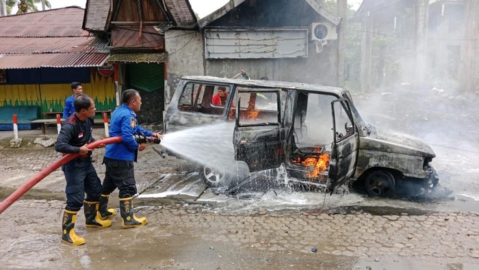 Sopir Mobil Modifikasi Tangki BBM Terbakar Dekat SPBU Toraja Utara ...