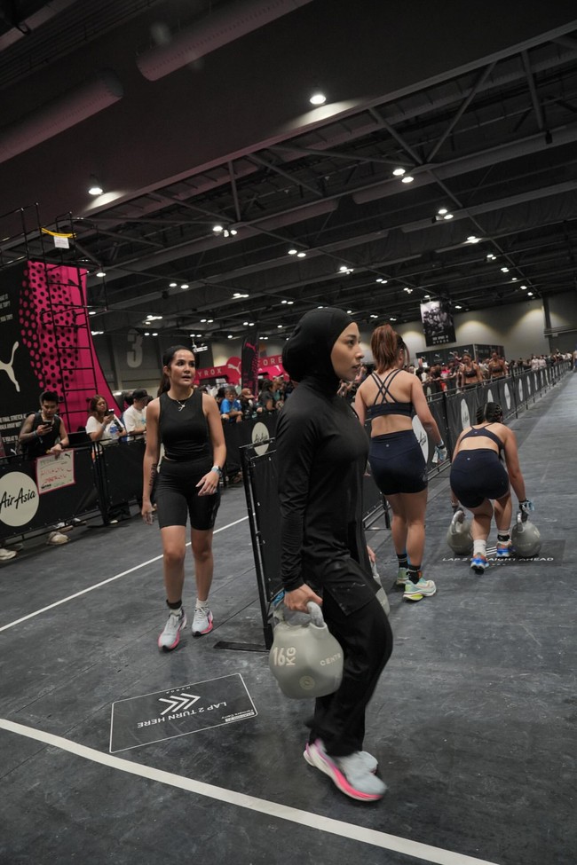 Nikita Willy Ikut Hyrox Perdana, Gaya Hijab Sporty Bikin Salfok, Banjir ...