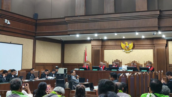 Surat Tuntutan Nadiem di Kasus Chromebook Setebal 1.597 Halaman