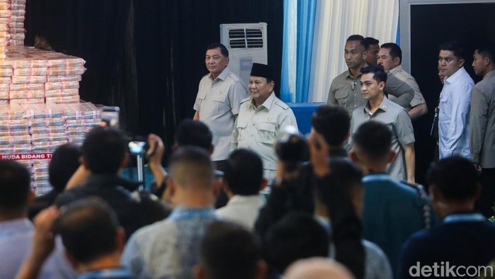 Prabowo Saksikan Penyerahan Rp10,2 Triliun Hasil Penertiban Kawasan Hutan