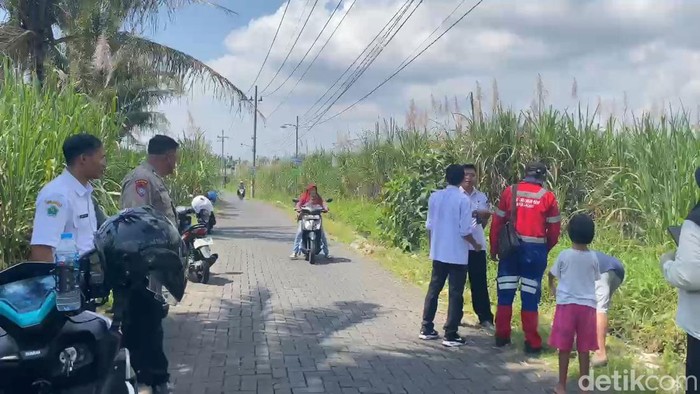 Duh! Ada Limbah Jarum Suntik di Parit Kedungkandang Kota Malang