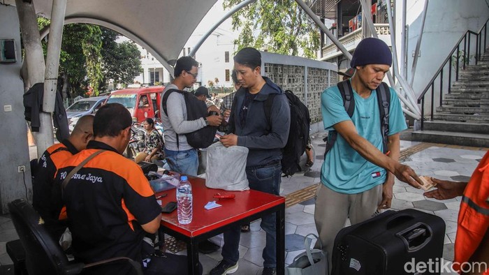 Terminal Tanjung Priok Lengang Jelang Long Weekend, Calo Tiket Menanti ...