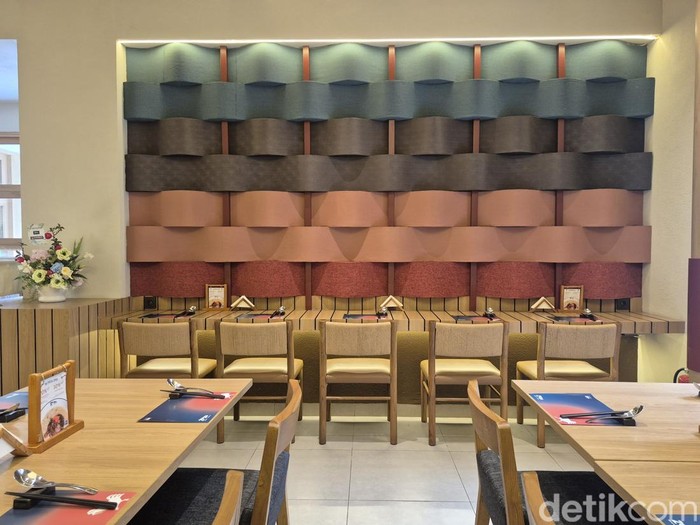 Ambiens Jepang Modern dan Ramen Eksploratif di Zuzu Ramen & Izakaya ...