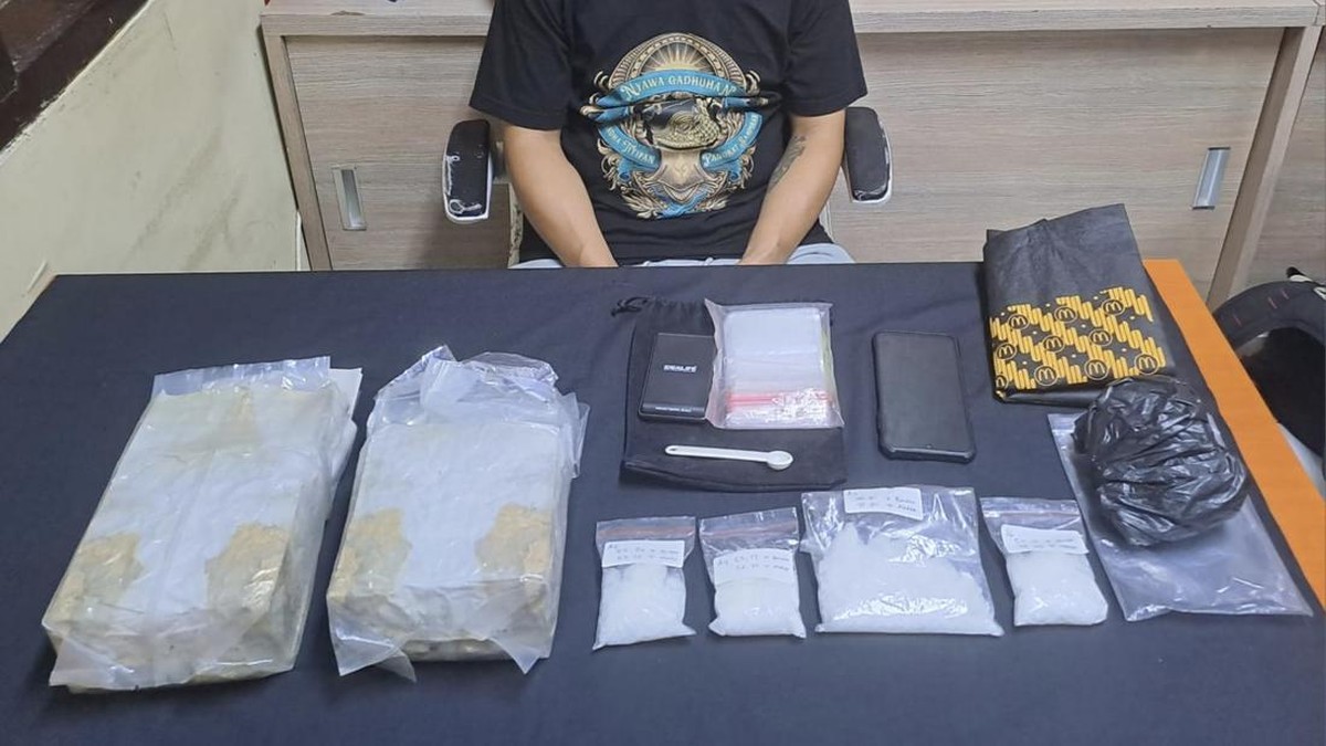 Pengedar Simpan 2,2 Kg Sabu di Kamar Kos, Ngaku Dipasok 'AKBP'