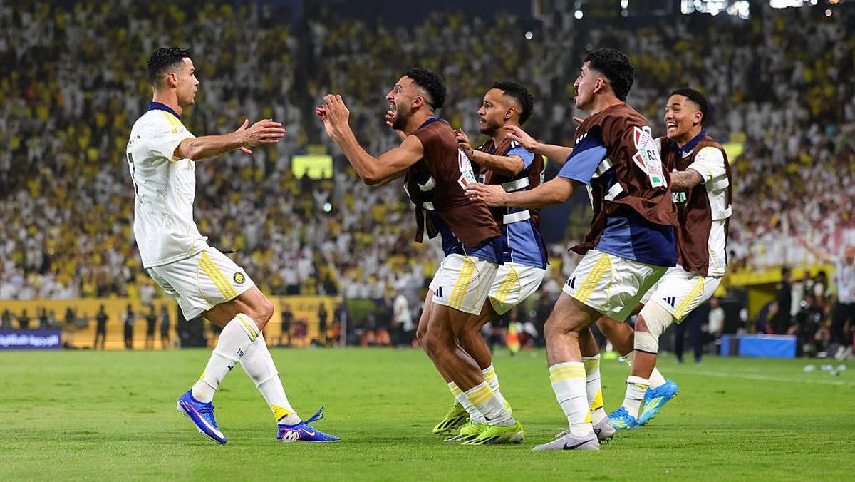 Air Mata Ronaldo Usai Al Nassr Segel Juara Liga Arab Saudi