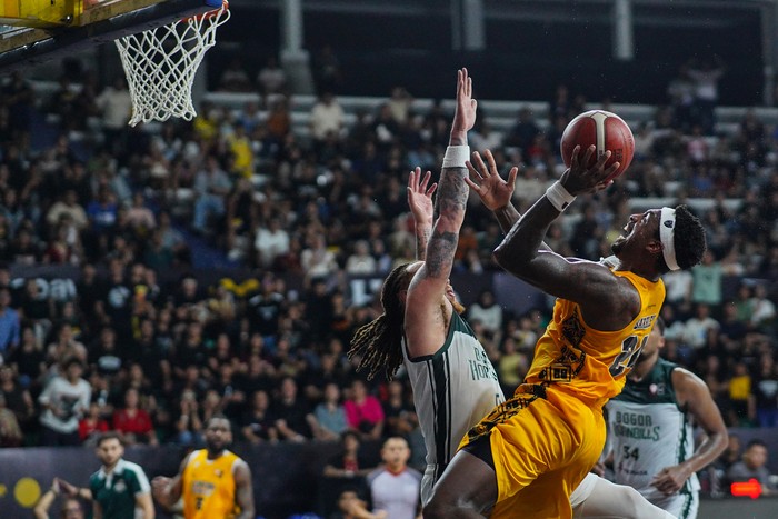 Kesatria Bengawan Solo Menang Dramatis 82-81 atas Bogor Hornbills di ...