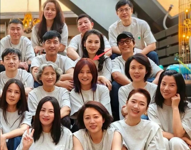 Viral Potret Terbaru Vicky Zhao 'Putri Huan Zu' Setelah 5 Tahun Di ...