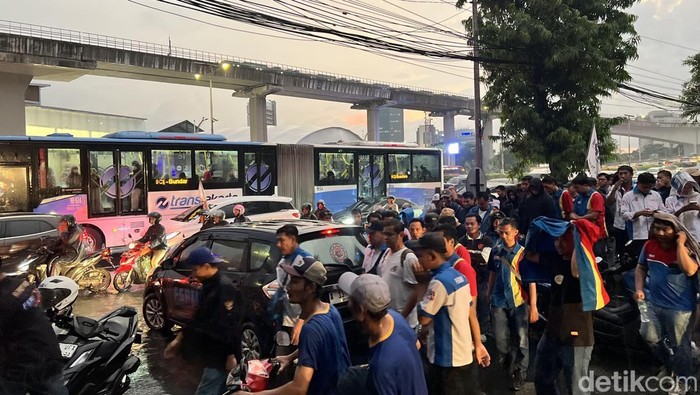 Audiensi Indomaret-Karyawan Selesai, Upah Lembur Tanggal Merah Disetujui