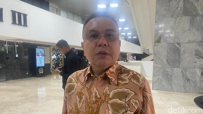 Revisi UU Polri Bahas Usia Pensiun, Dasco Bicara Kesetaraan Penegak Hukum