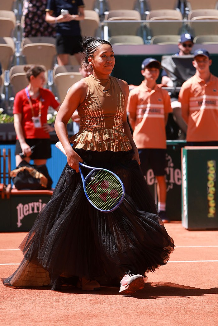 Gaya 'Couture' Naomi Osaka di French Open 2026, Terinspirasi Eiffel Tower