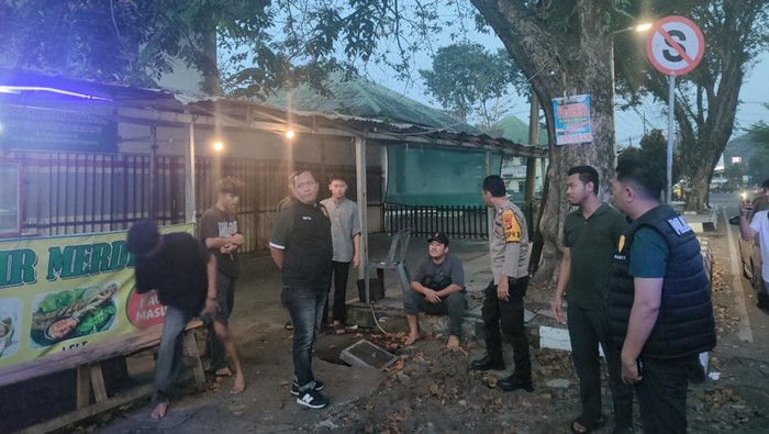 Pelaku yang Aniaya-Tusuk Pedagang Pecel Lele di Palembang Diduga 15 Orang