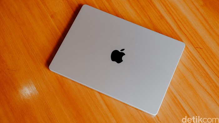Unboxing MacBook Pro M5 Pro di RI, Laptop AI Apple Rp 40 Jutaan