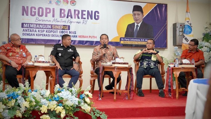 Menkop Ferry Dorong Kopdit Obor Mas NTT Jadi Kebanggaan Nasional