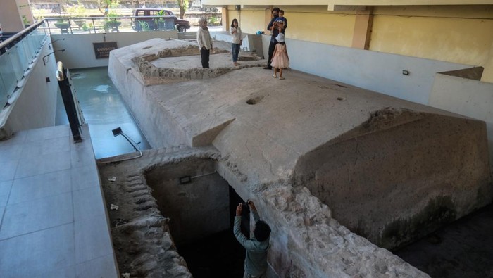 Menyusuri Jejak Sejarah di Benteng Vastenburg Solo