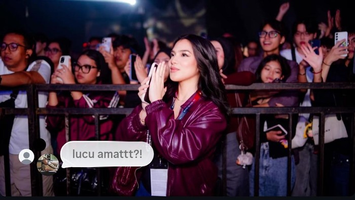 Davina Karamoy dari Nonton Sampai Naik Pentas Saat Ardhito Pramono Manggung