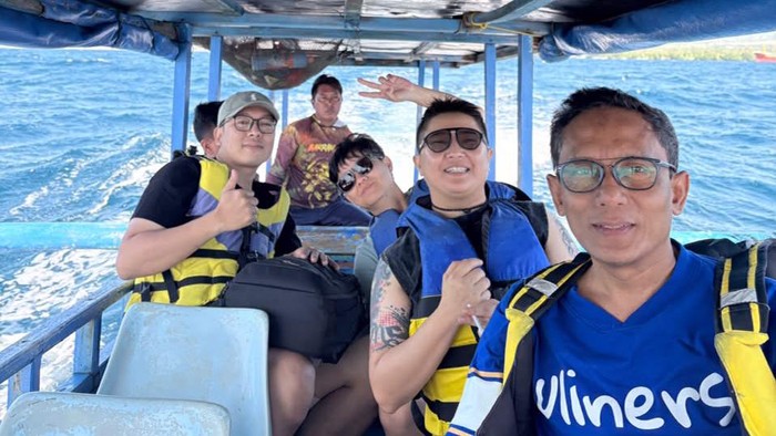 Menyusuri Maldives van Banyuwangi, Surga Kecil di Selat Bali