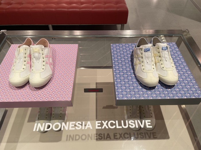 Onitsuka Tiger Rilis Sneakers yang Cuma Ada di Indonesia, Bermotif ...